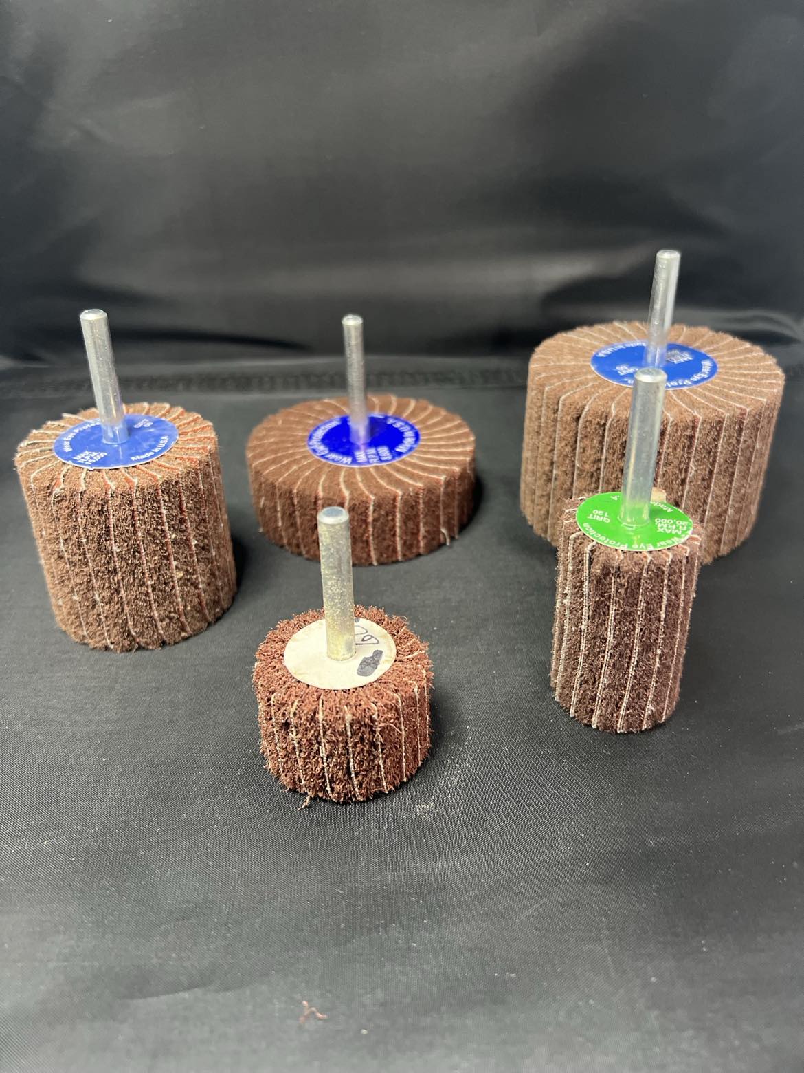 Collections – Saw Nuts